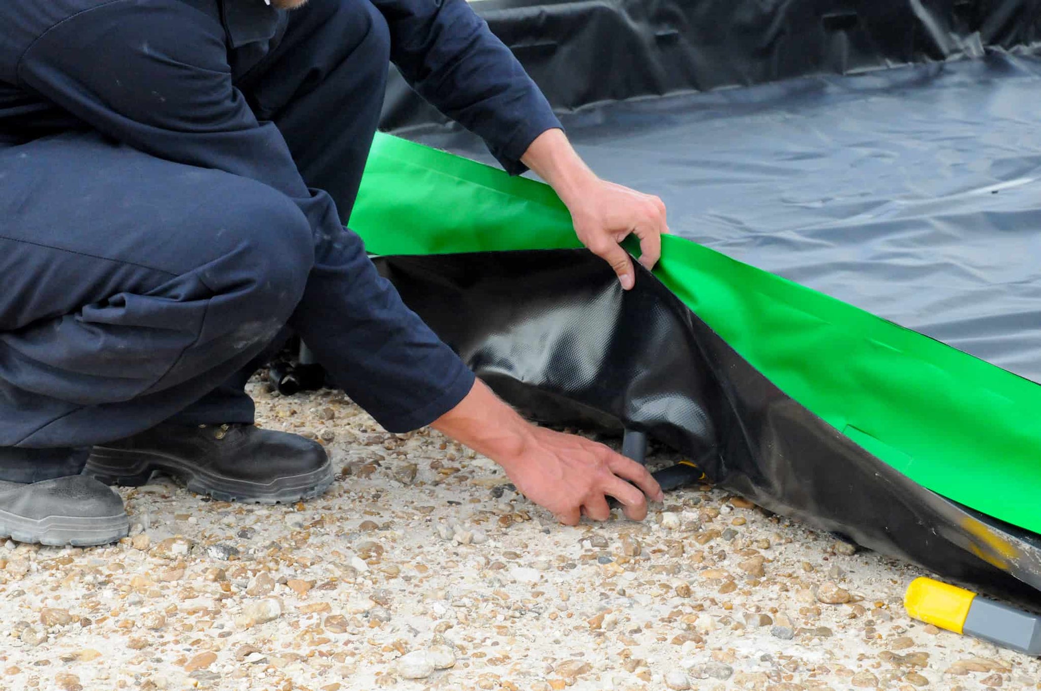 Ultra-Containment Berm® Collapsible Wall Model – SCI Containers